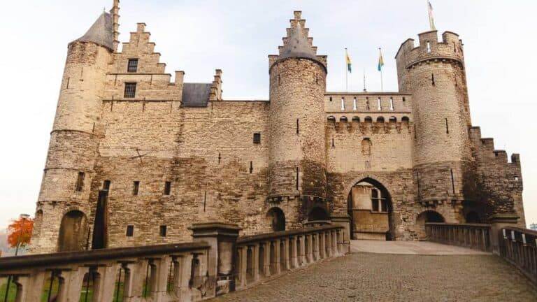 311+ Castle Names (BEST Naming Ideas) - Blog Of Tom