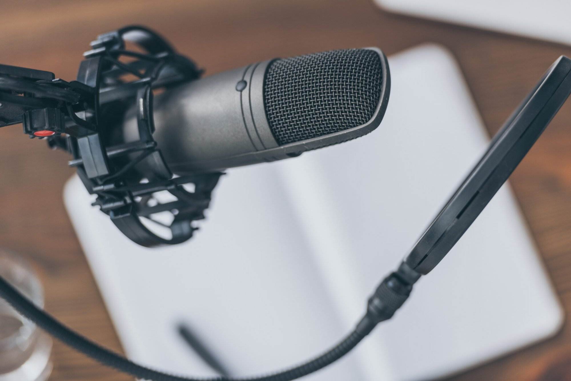 425 Sports Podcast Names (BEST Ideas For Maximum Impact)