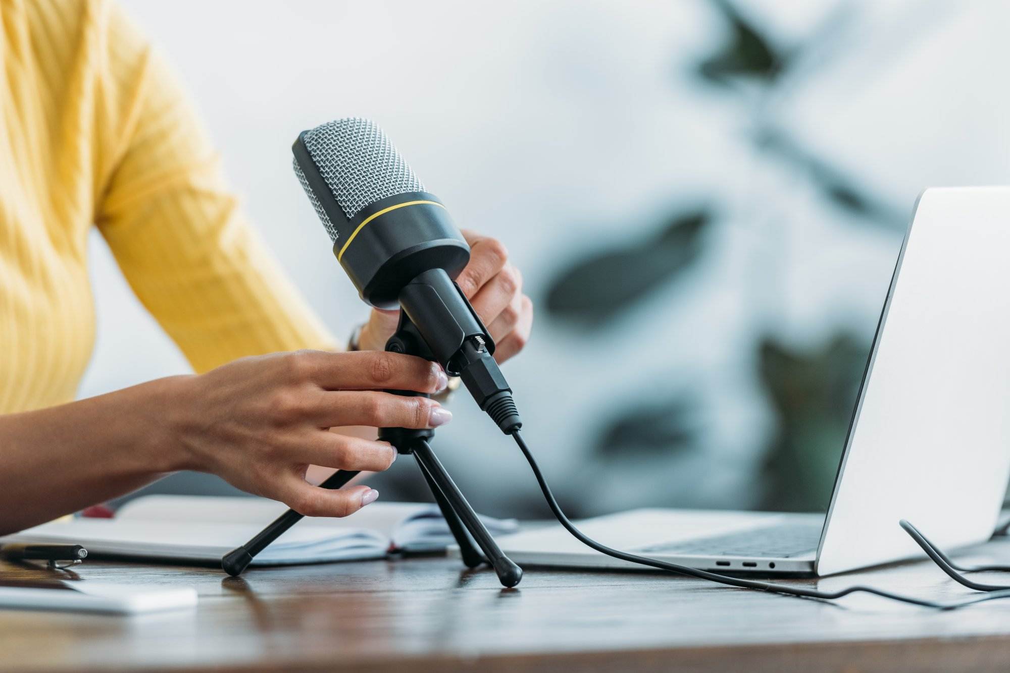 539+ Podcast Names (BEST Ideas For 2025)
